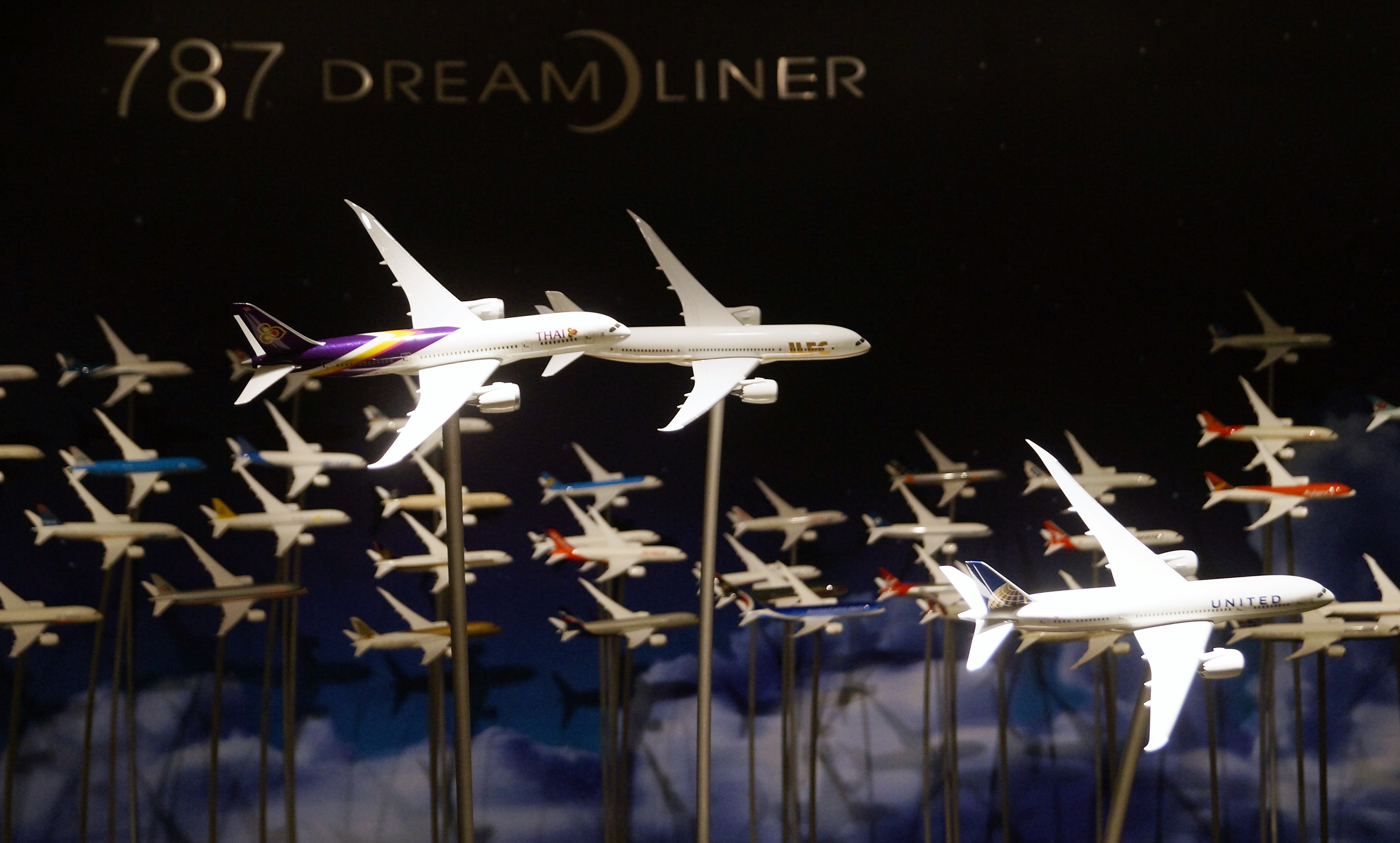 Boeing sees sunny skies for airlines – Cosmic Log