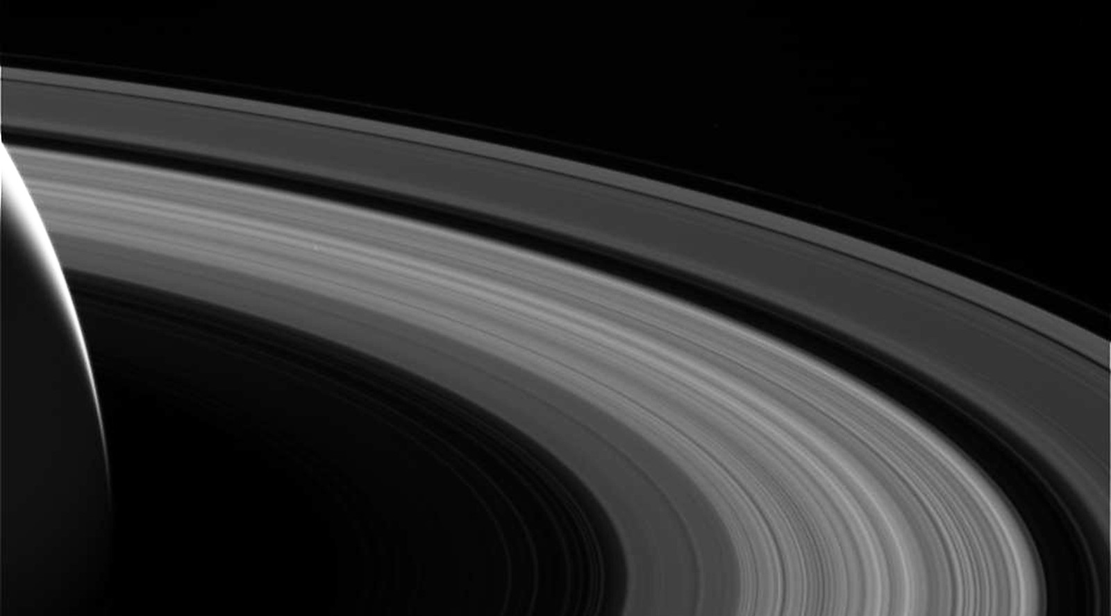 Cassini takes its parting shots at Saturn – Cosmic Log