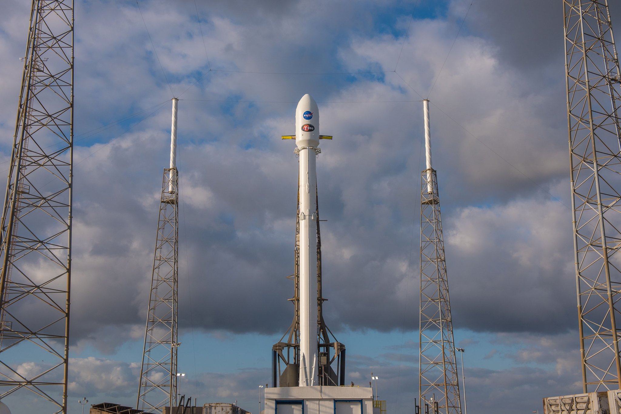 SpaceX, NASA delay planet-hunting probe’s liftoff – Cosmic Log